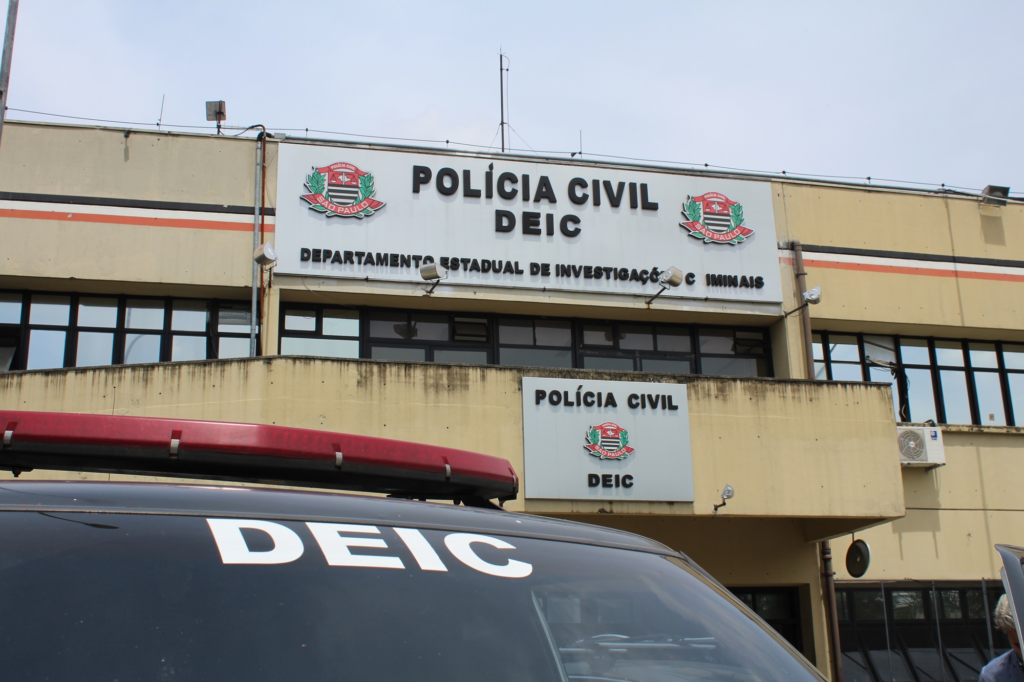 Deic descobre depósito usado para receptar carga roubada em Itupeva ...